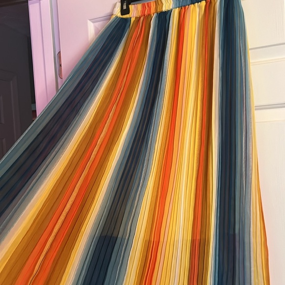 Sassy Doll Creations | Skirts | Sassy Doll Creations Pleated Midi Skirt ...